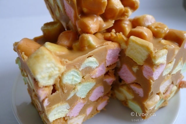 Butterscotch Confetti Squares | Papa's Bake House